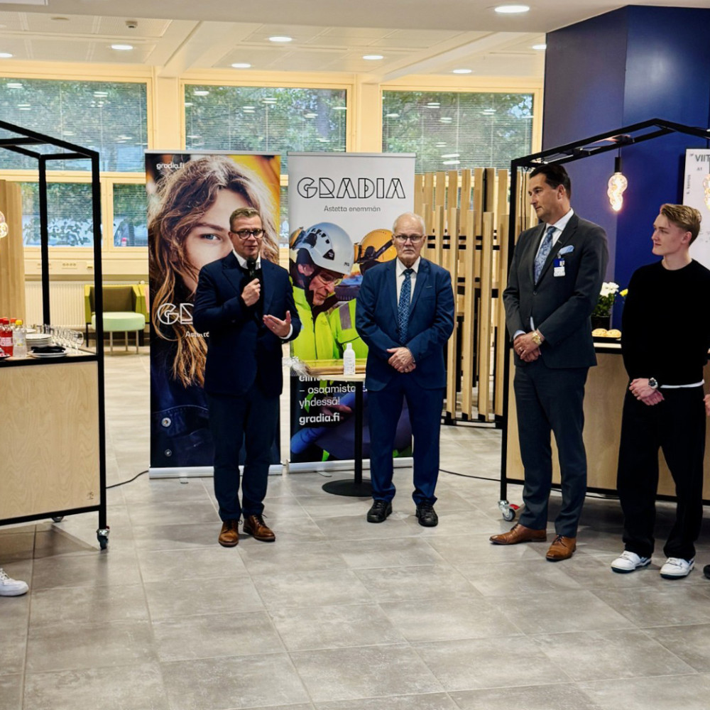 Pääministeri Petteri Orpo vieraili Gradialla | Gradia